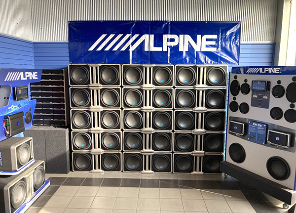Car Stereo One Builds The Great Alpine Wall Of Bass | 12VoltNews.com