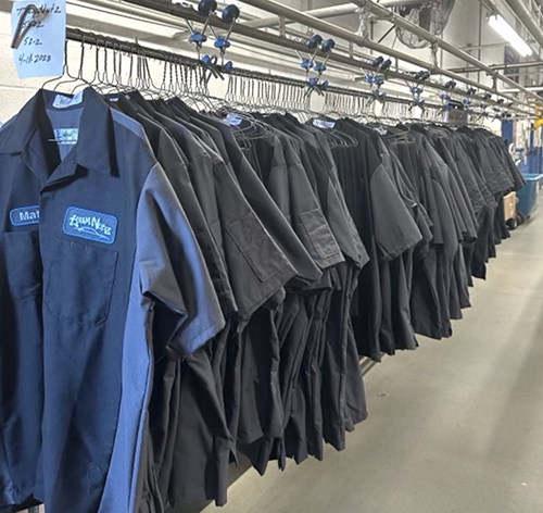 Team Nutz… Now Dressed As A Team | 12VoltNews.com