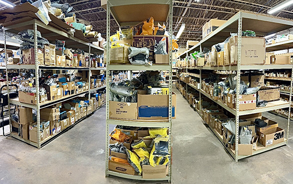 Vickers AV Receives 50-Year Metra Electronics Partnership Plaque | 12VoltNews.com