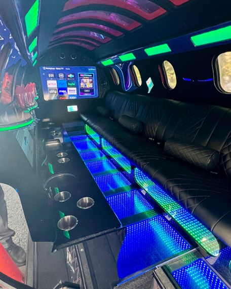 The Limo Jet Is Drawing Attention At Consumer Events | 12VoltNews.com