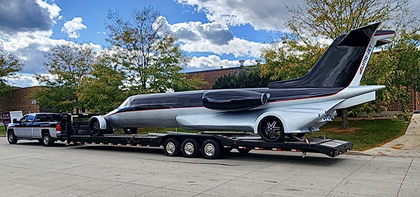 The Limo Jet Is Drawing Attention At Consumer Events | 12VoltNews.com